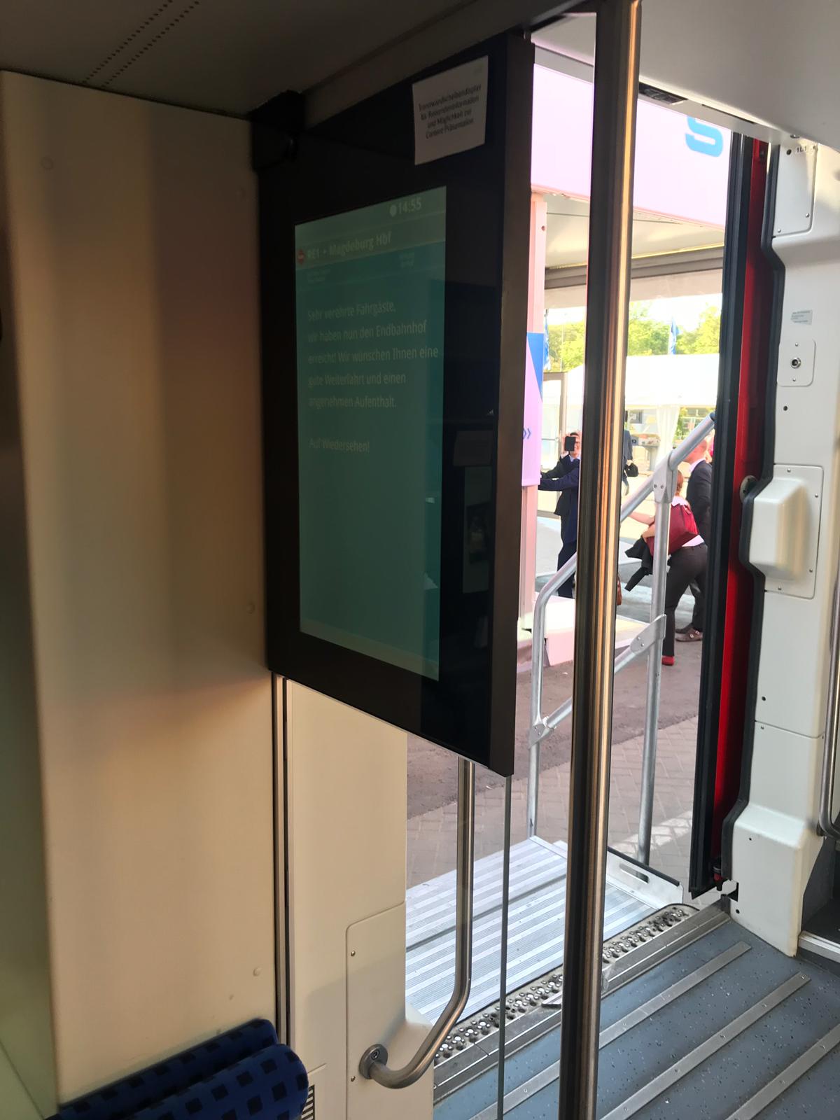 ScreeneX: Transforming Windows and Glass Areas into Vivid Digital ...